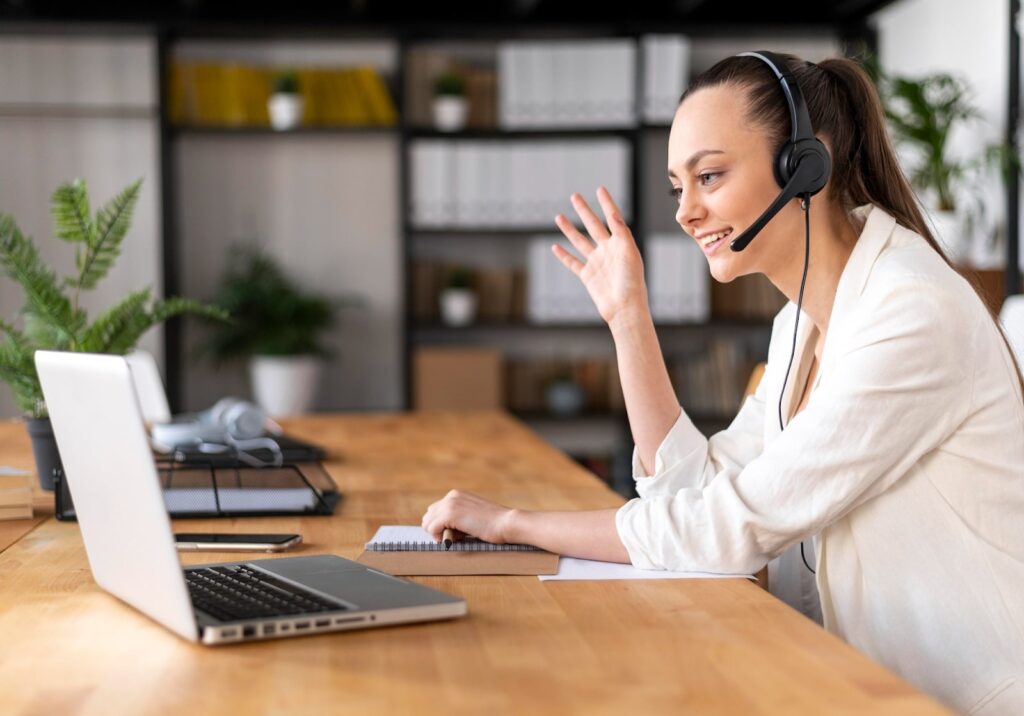 Customer Service: Definition, Types and Importance