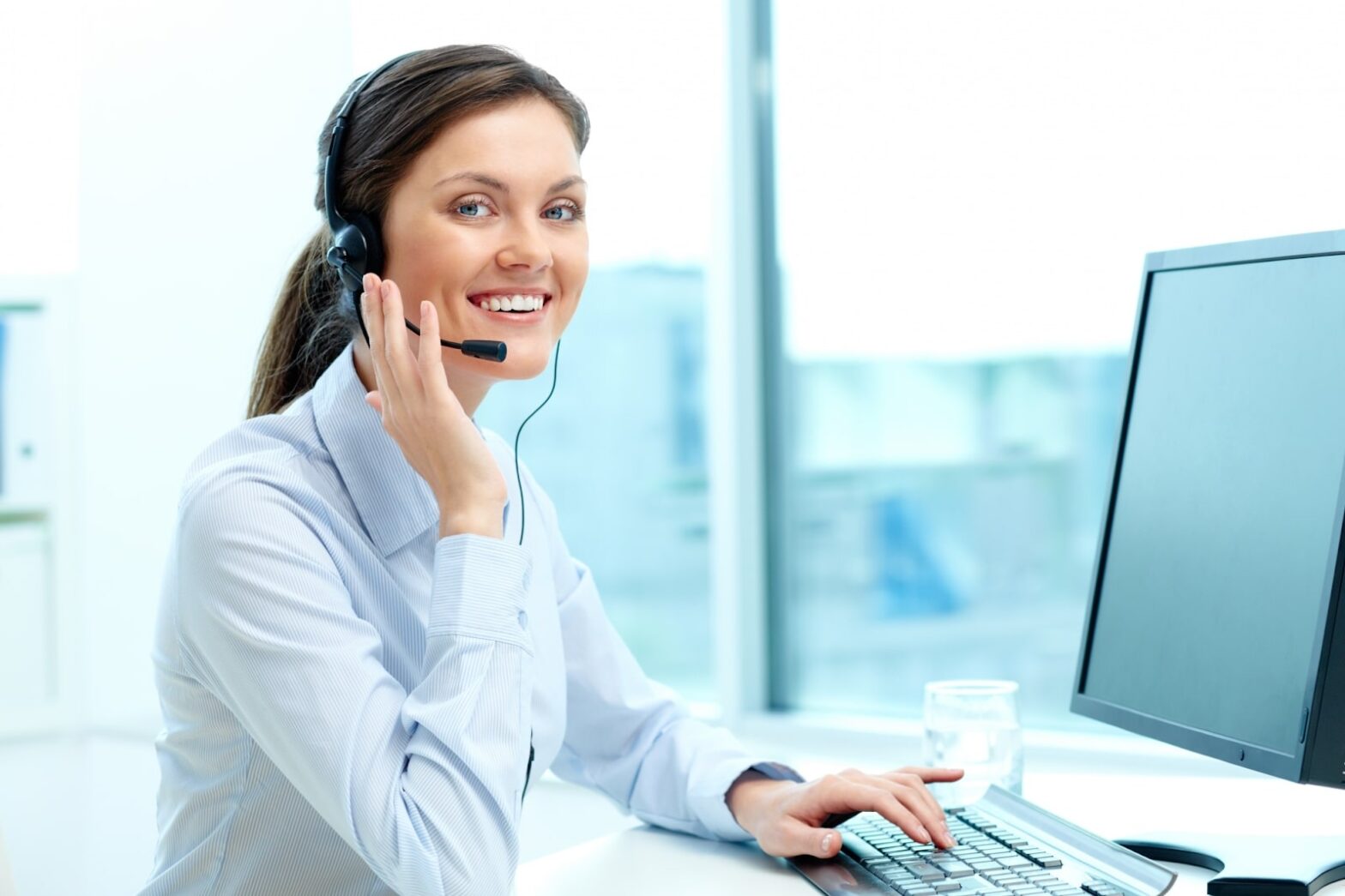 Customer Service: Definition, Types and Importance