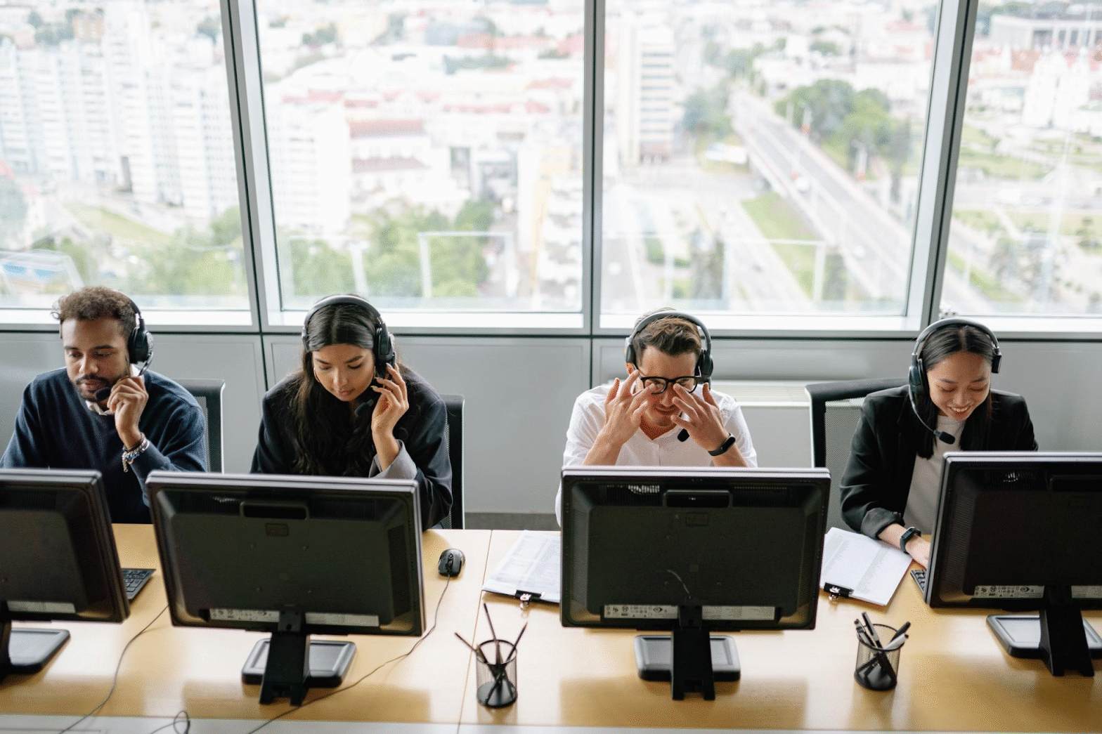 Front Office vs Back Office in BPO: 10 Key Differences