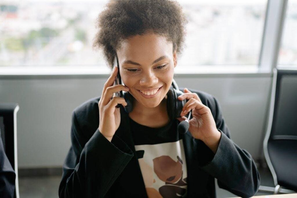 Business Call Etiquette: 20 Essential Tips